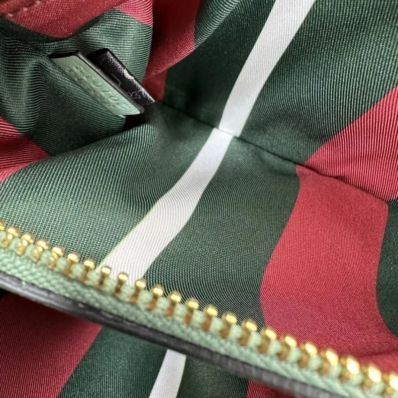 Economical Gucci Shopping Bags