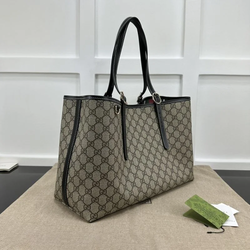 Indistinguishable Gucci Shopping Bags