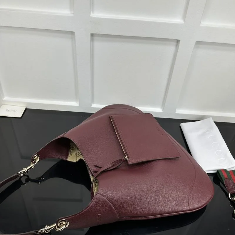 Reasonably priced Gucci Shopping Bags