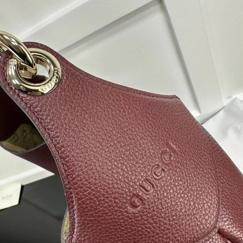 Reasonably priced Gucci Shopping Bags