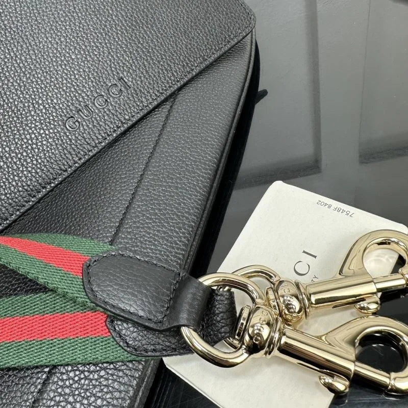 Brand-authenticated Gucci Shopping Bags