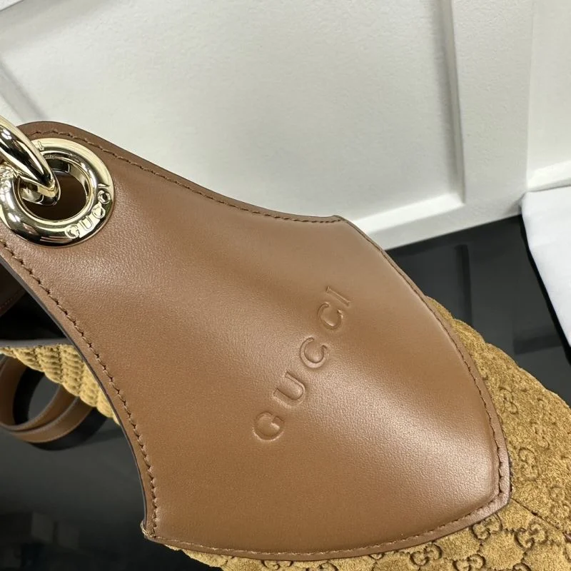 Affordable Gucci Shopping Bags
