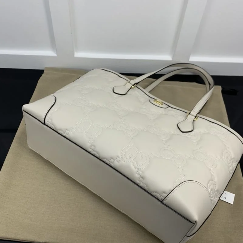 Value-priced Gucci Shopping Bags