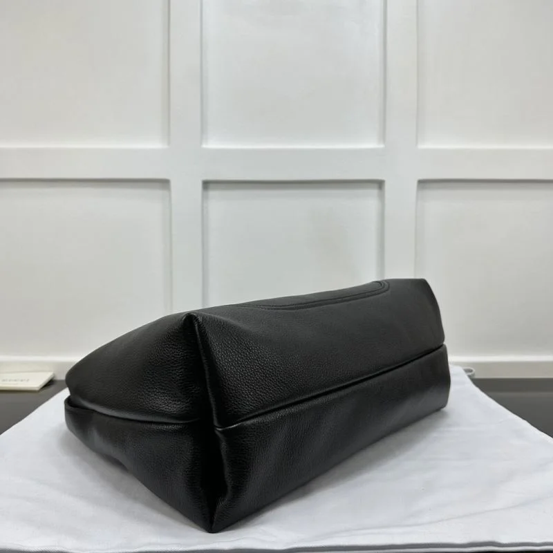 Cut-rate Gucci Shopping Bags