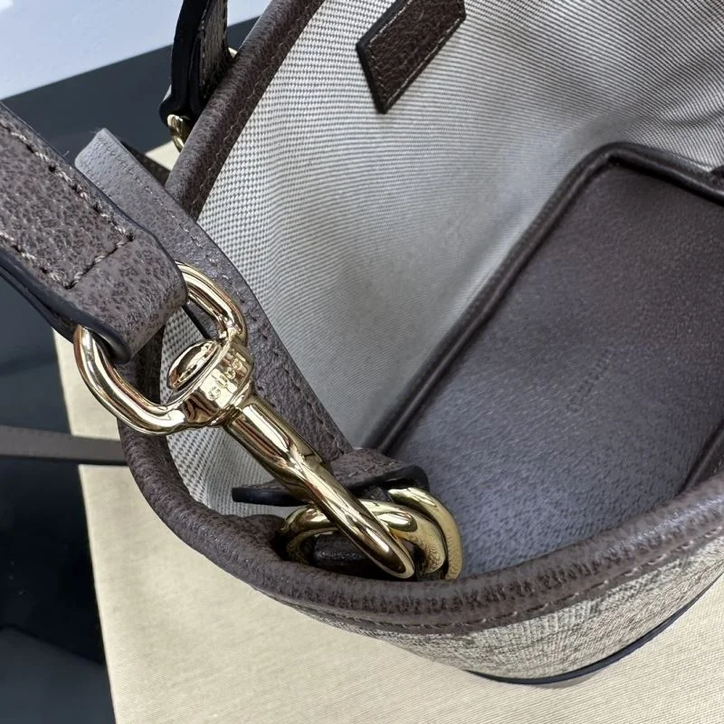 Accurate model Gucci Shopping Bags