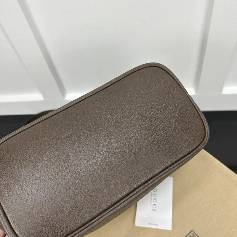 Top match Gucci Shopping Bags