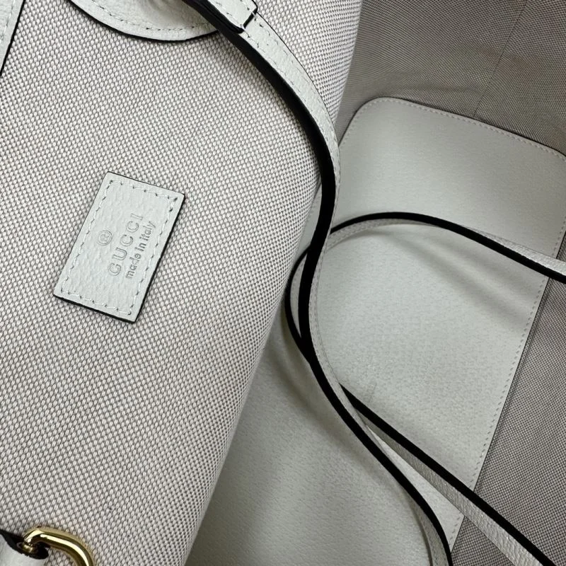 Value-priced Gucci Shopping Bags