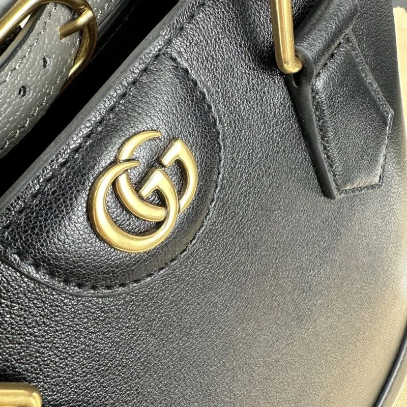 Low-cost Gucci Shopping Bags