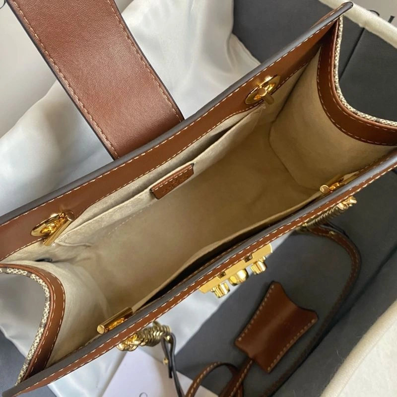 High fidelity Gucci Shopping Bags