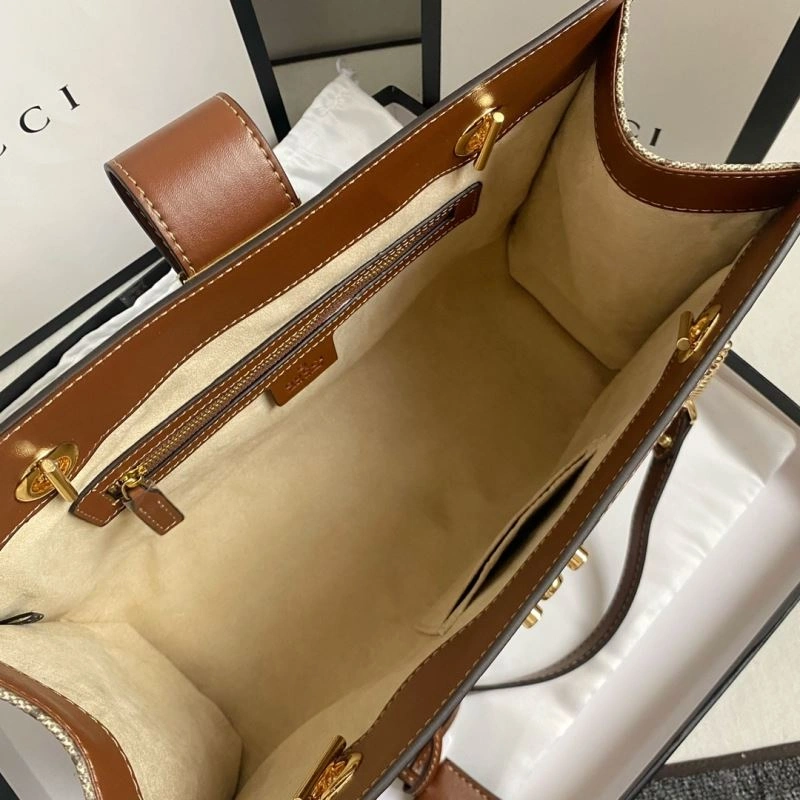 Indistinguishable Gucci Shopping Bags