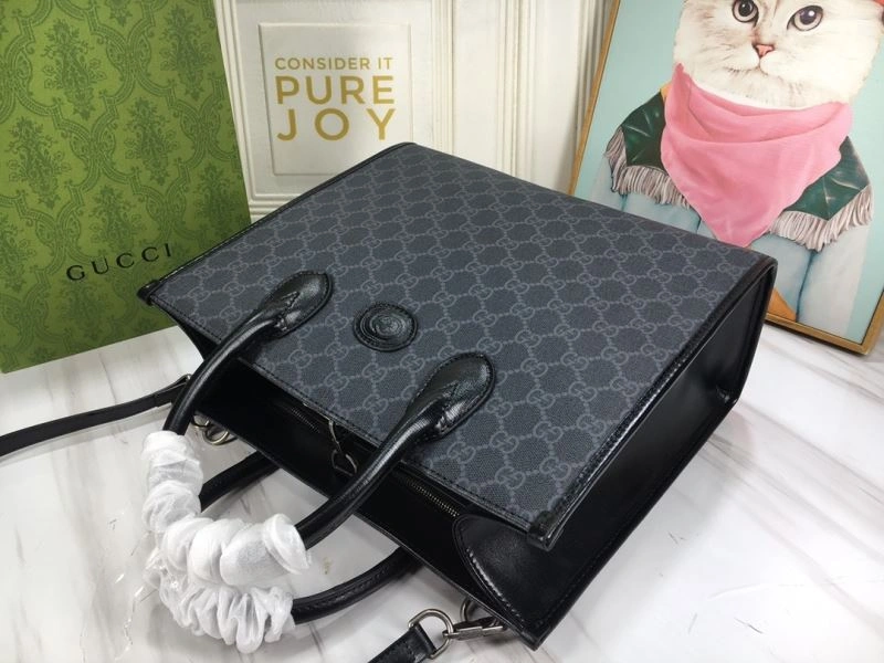 Indistinguishable Gucci Shopping Bags