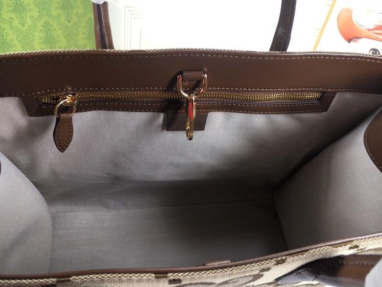 Brand-authenticated Gucci Shopping Bags