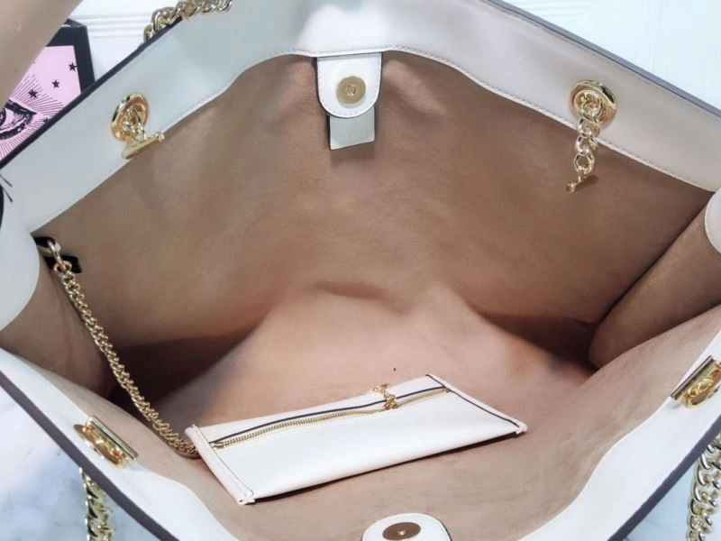 Economical Gucci Shopping Bags