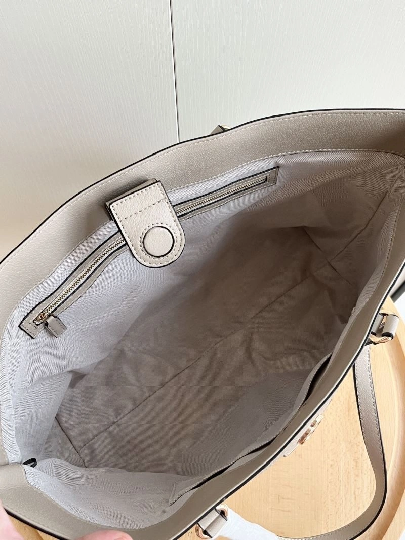 Cut-rate Gucci Shopping Bags
