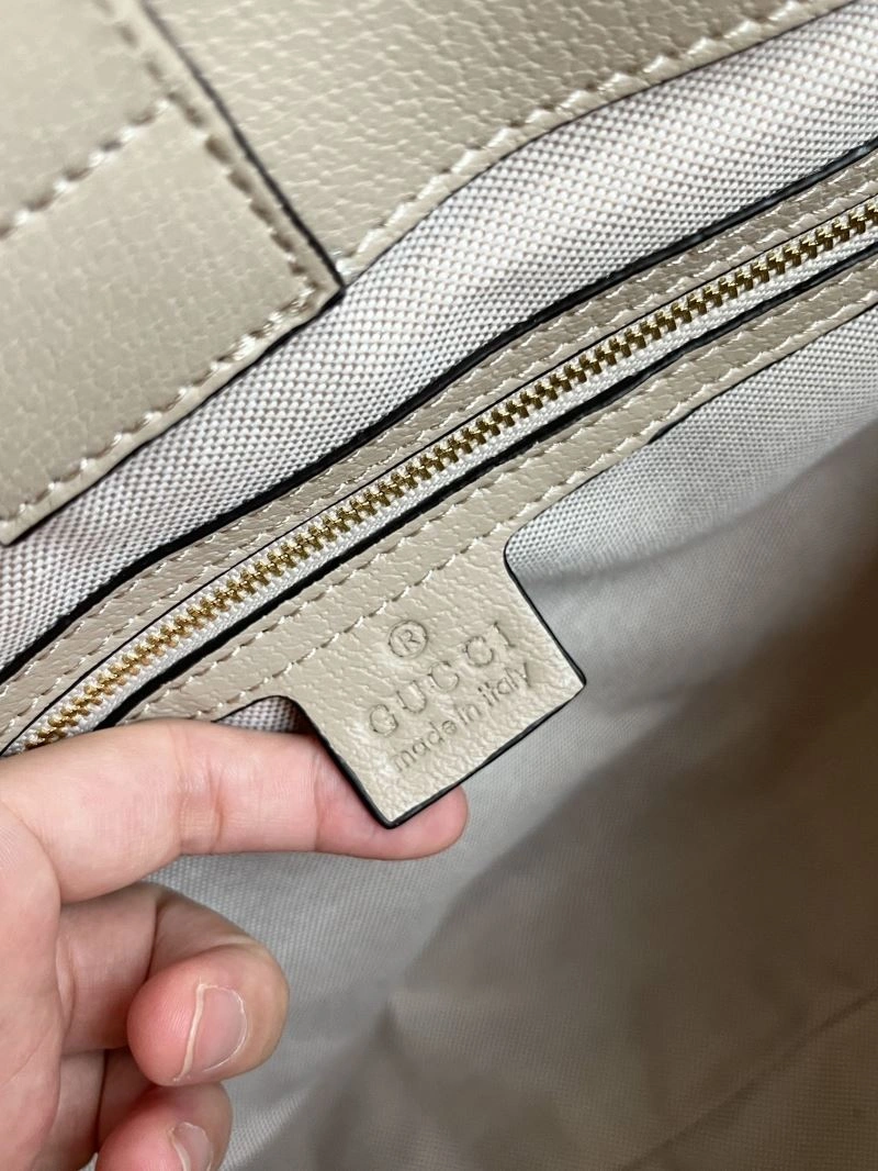 Cut-rate Gucci Shopping Bags