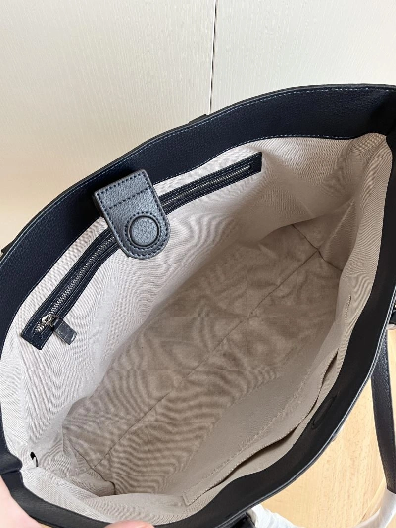 Cut-rate Gucci Shopping Bags