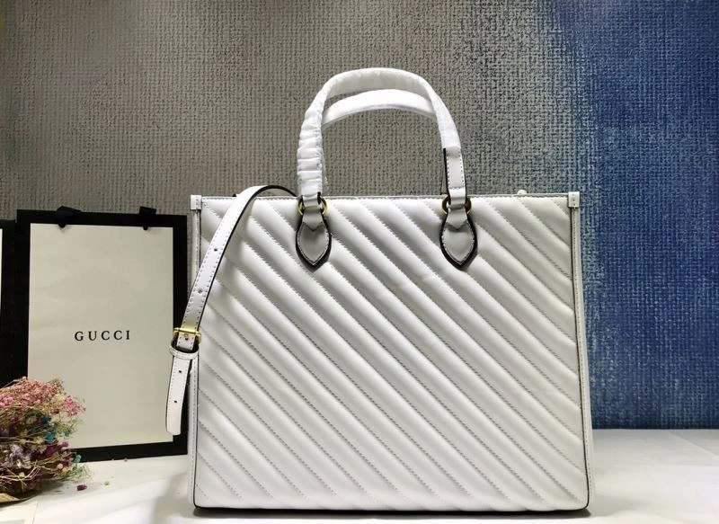Indistinguishable Gucci Shopping Bags