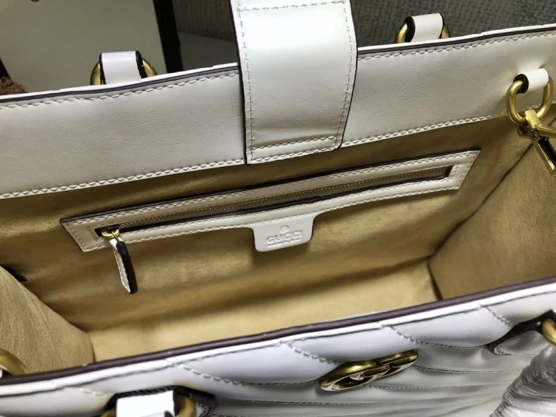 Indistinguishable Gucci Shopping Bags