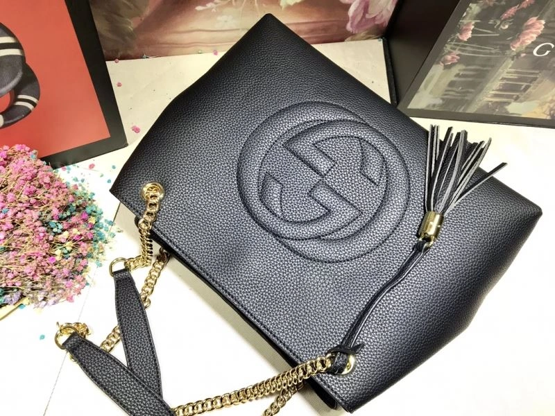 Indistinguishable Gucci Shopping Bags