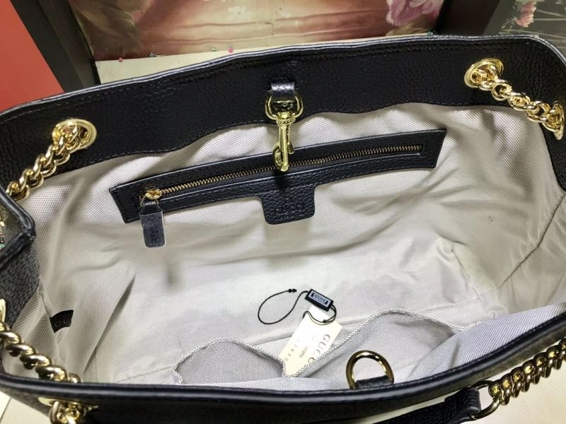 Indistinguishable Gucci Shopping Bags