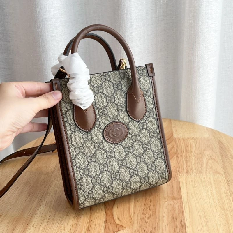 Brand-authenticated Gucci Shopping Bags