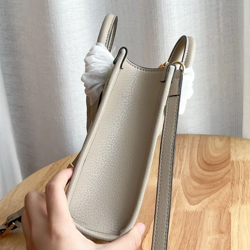 Authentic Gucci Shopping Bags