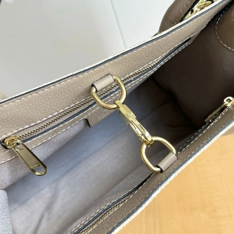 Discounted Gucci Shopping Bags