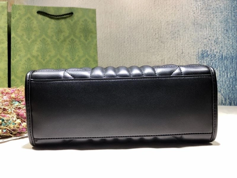 Value-priced Gucci Shopping Bags