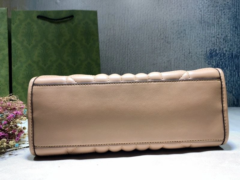 Reasonably priced Gucci Shopping Bags