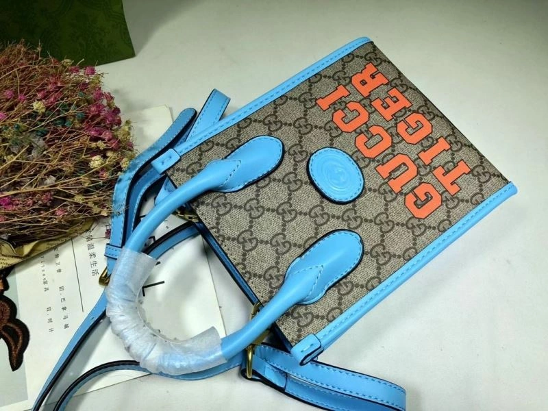 Indistinguishable Gucci Shopping Bags