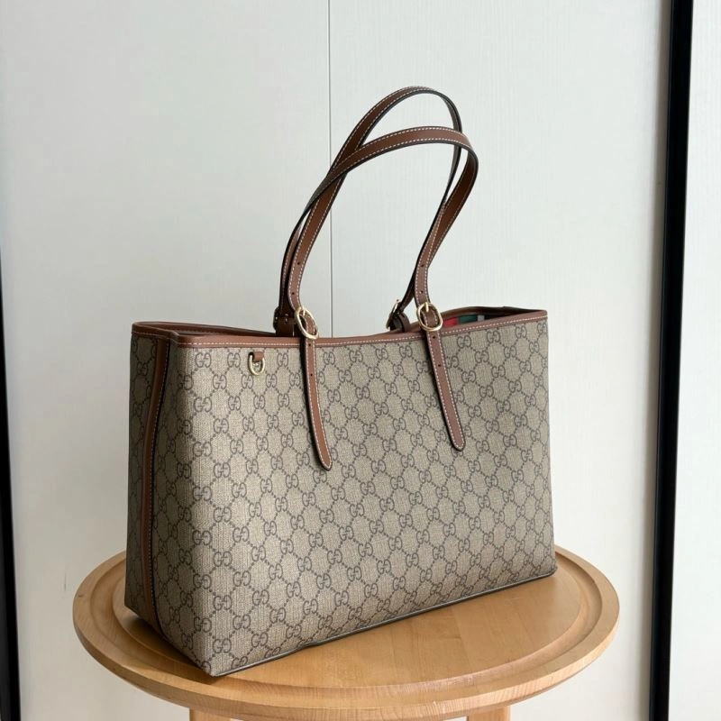 Indistinguishable Gucci Shopping Bags