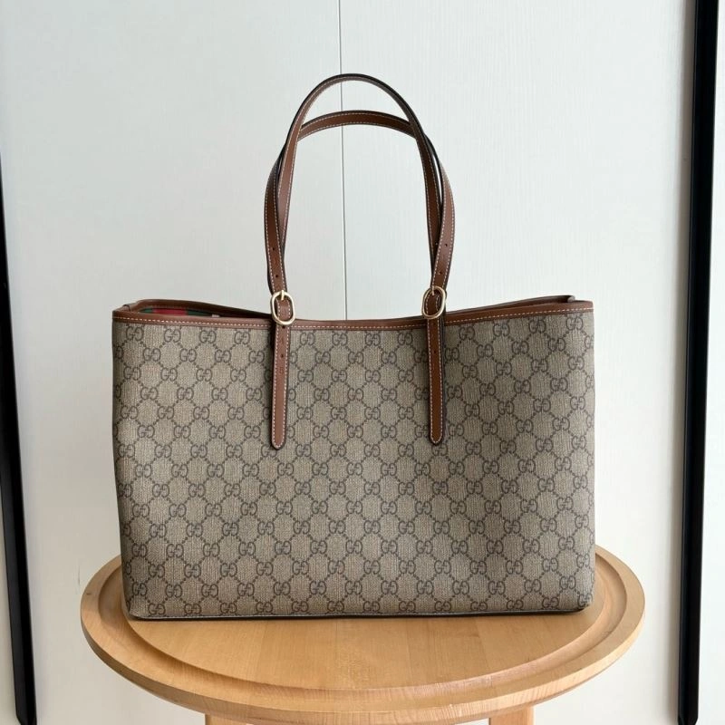 Indistinguishable Gucci Shopping Bags