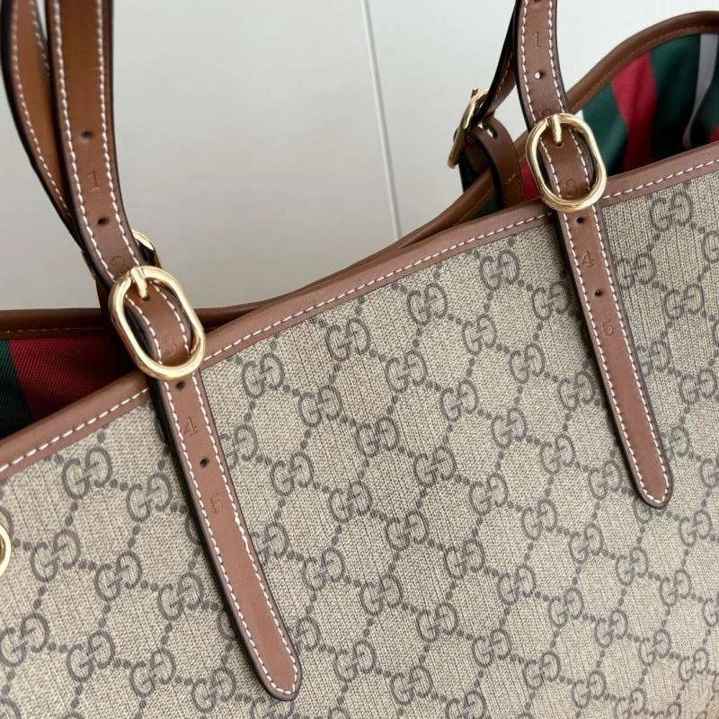 Indistinguishable Gucci Shopping Bags