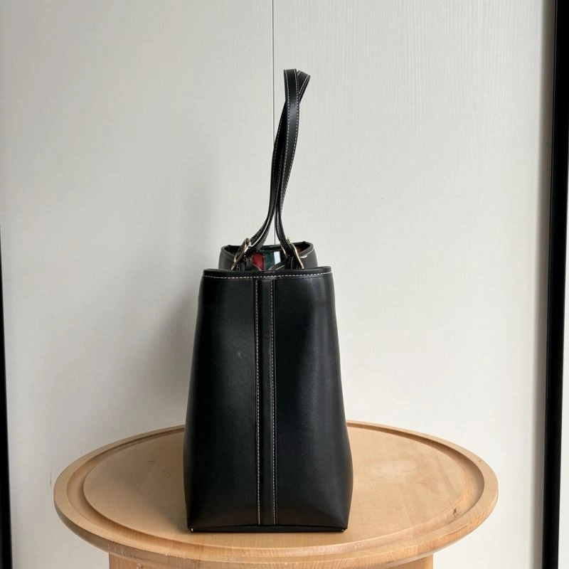 High fidelity Gucci Shopping Bags