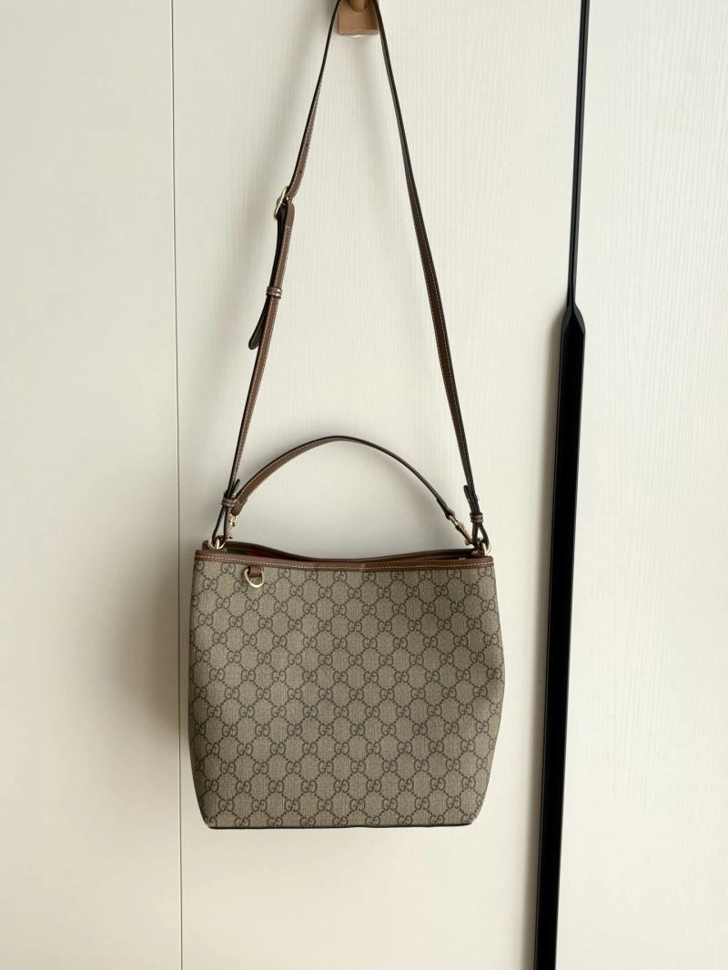 Brand-authenticated Gucci Shopping Bags