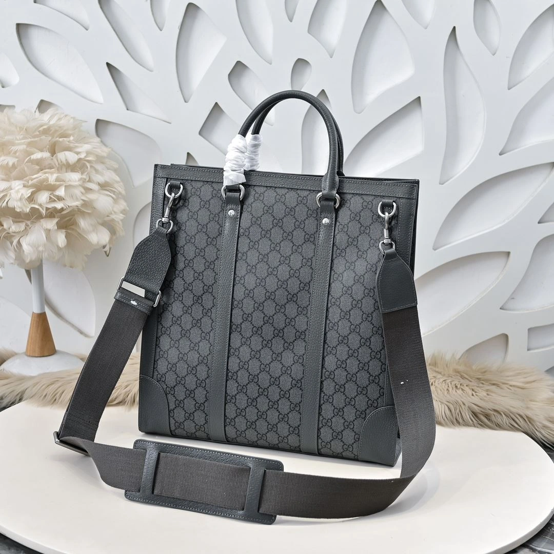 Accurate model Gucci Shopping Bags