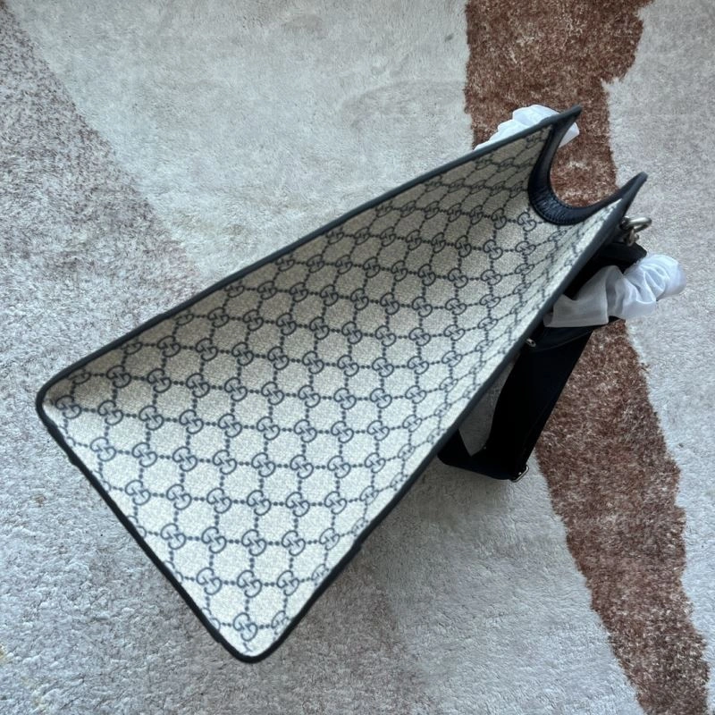 Top mirror Gucci Shopping Bags