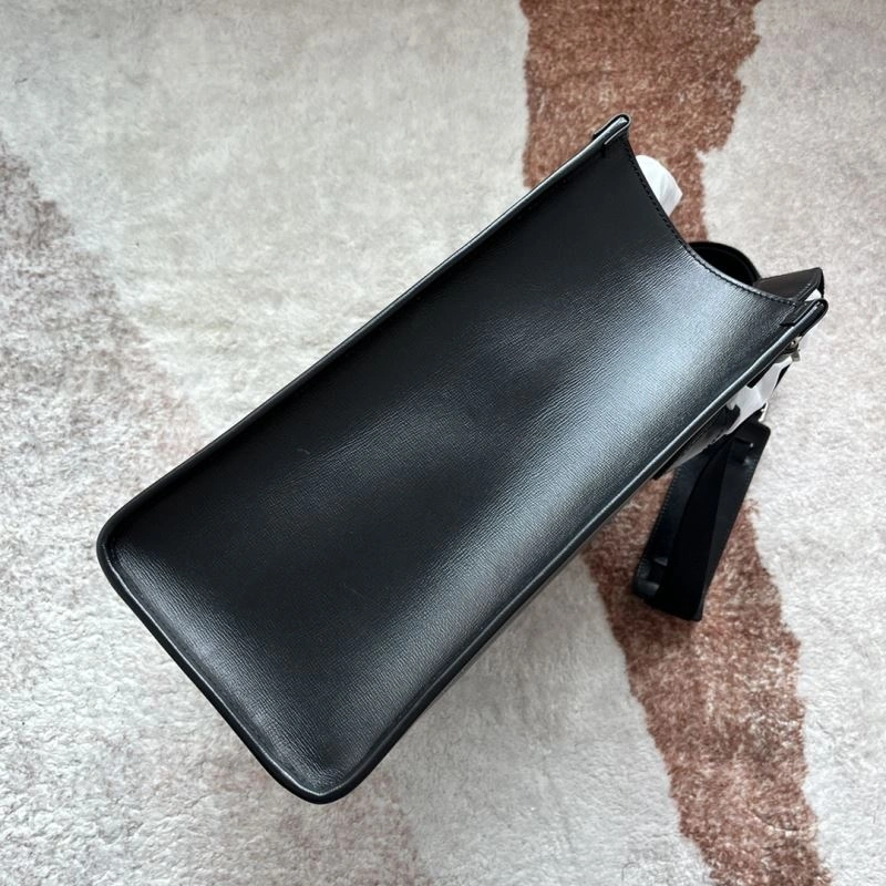 Inexpensive Gucci Shopping Bags
