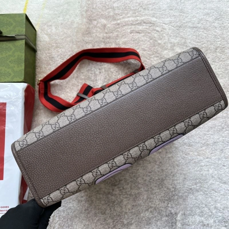 Indistinguishable Gucci Shopping Bags