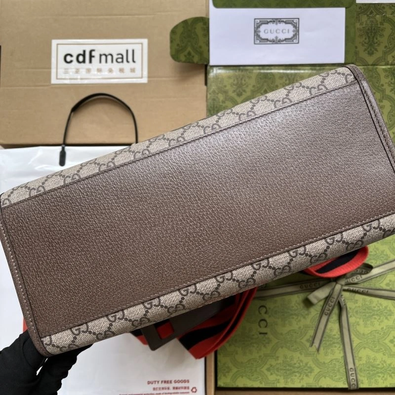 Top match Gucci Shopping Bags