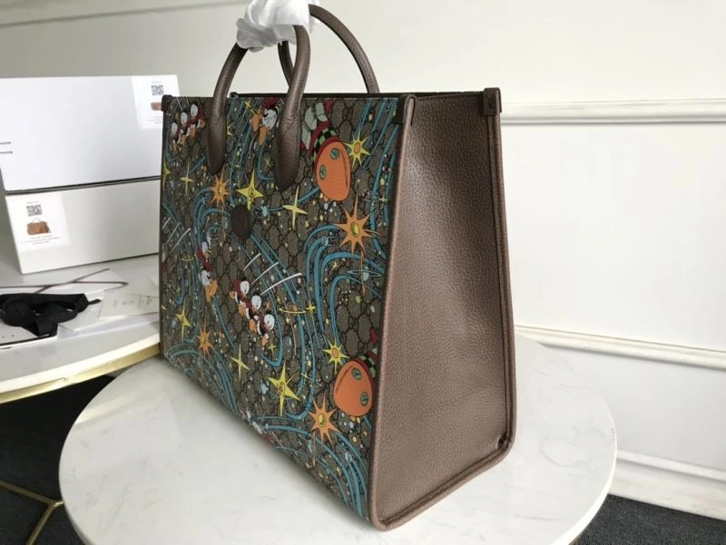 Accurate model Gucci Shopping Bags