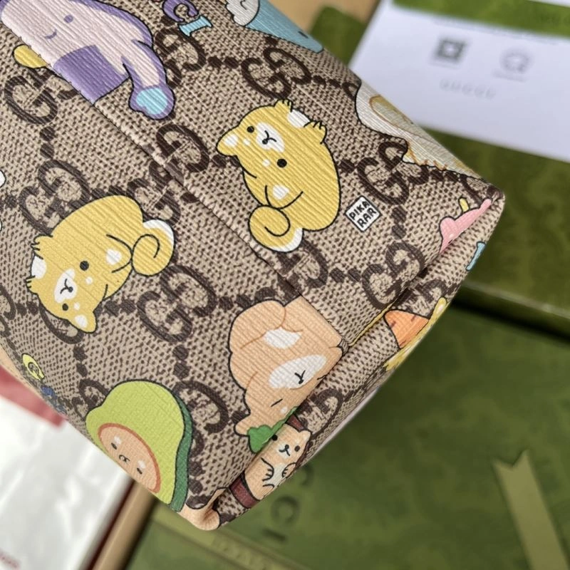 Value-priced Gucci Shopping Bags