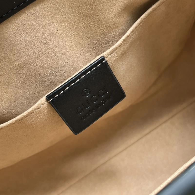 Reasonably priced Gucci Shopping Bags