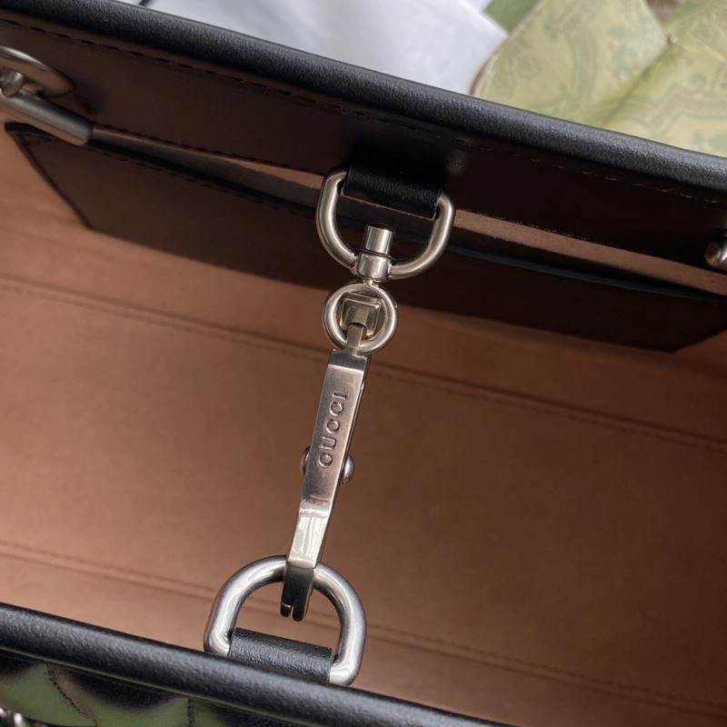 Low-cost Gucci Shopping Bags