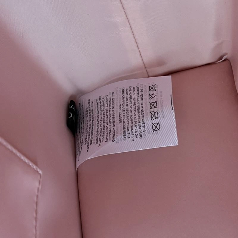 Value-priced Gucci Shopping Bags