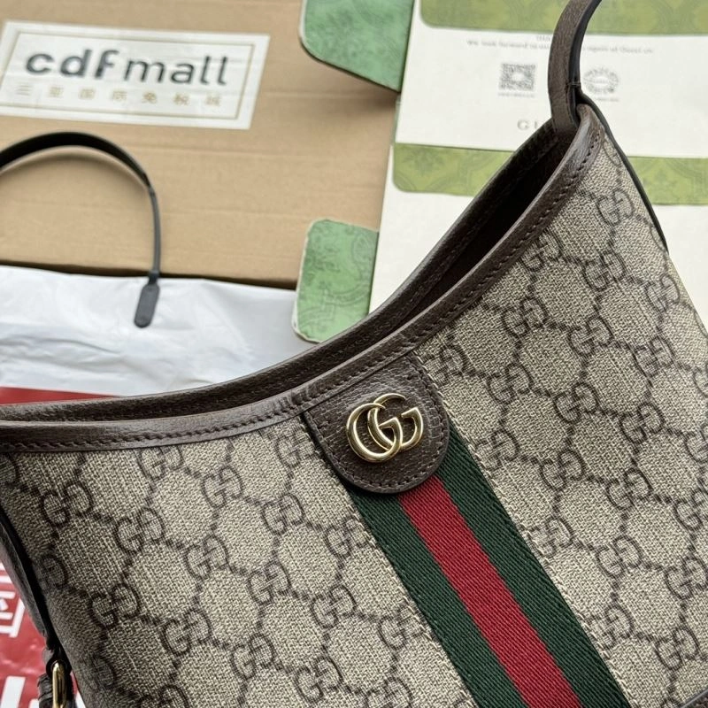 Low-cost Gucci Shopping Bags