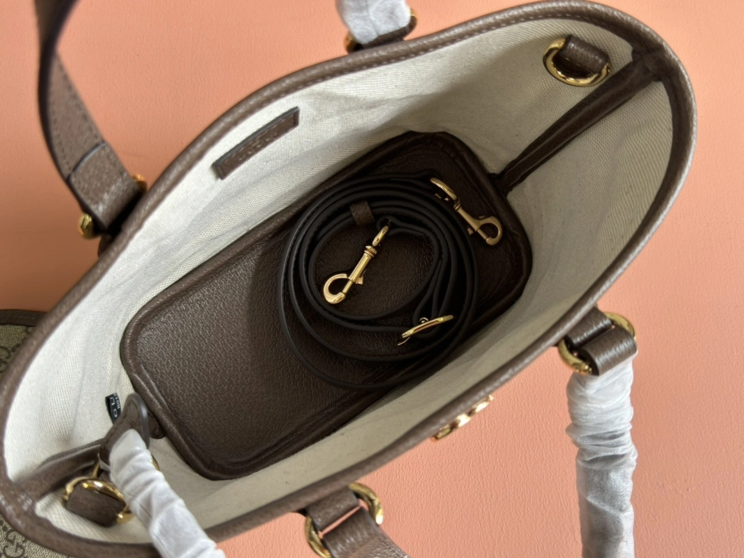 Economical Gucci Shopping Bags