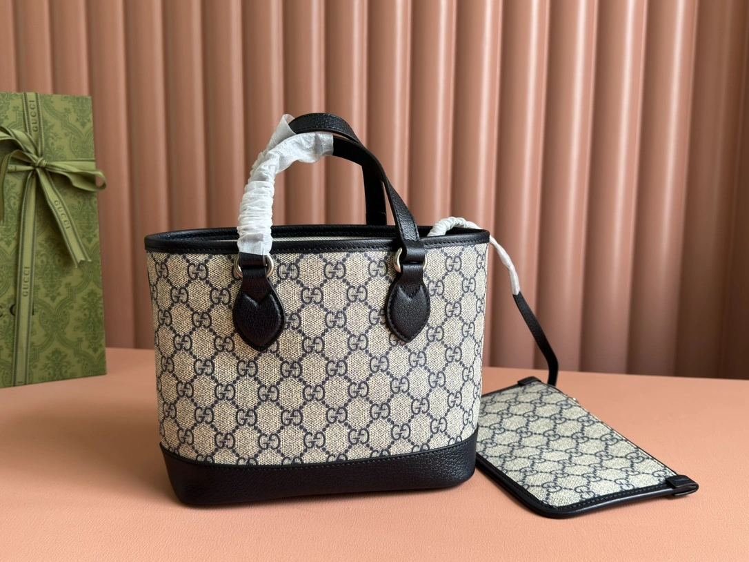 Bargain Gucci Shopping Bags