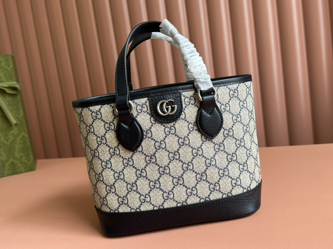 Bargain Gucci Shopping Bags