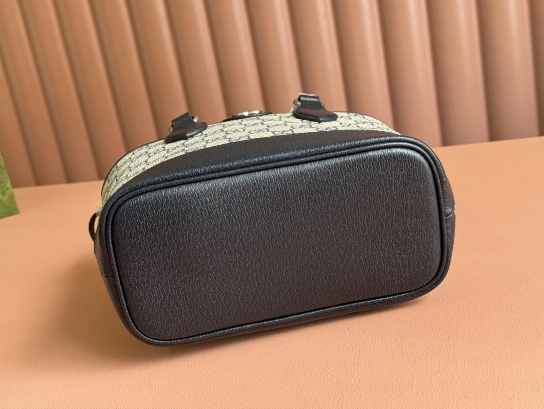 Bargain Gucci Shopping Bags